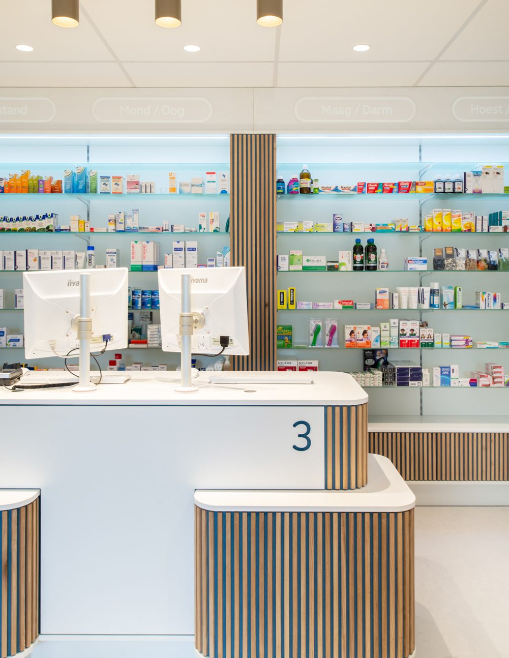 SERVICE APOTHEEK: VAN TOEKOMSTVISIE TOT DESIGN - DDA